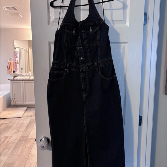 Universal Thread | Dresses | Universal Thread Black Denim Midi Dress ...
